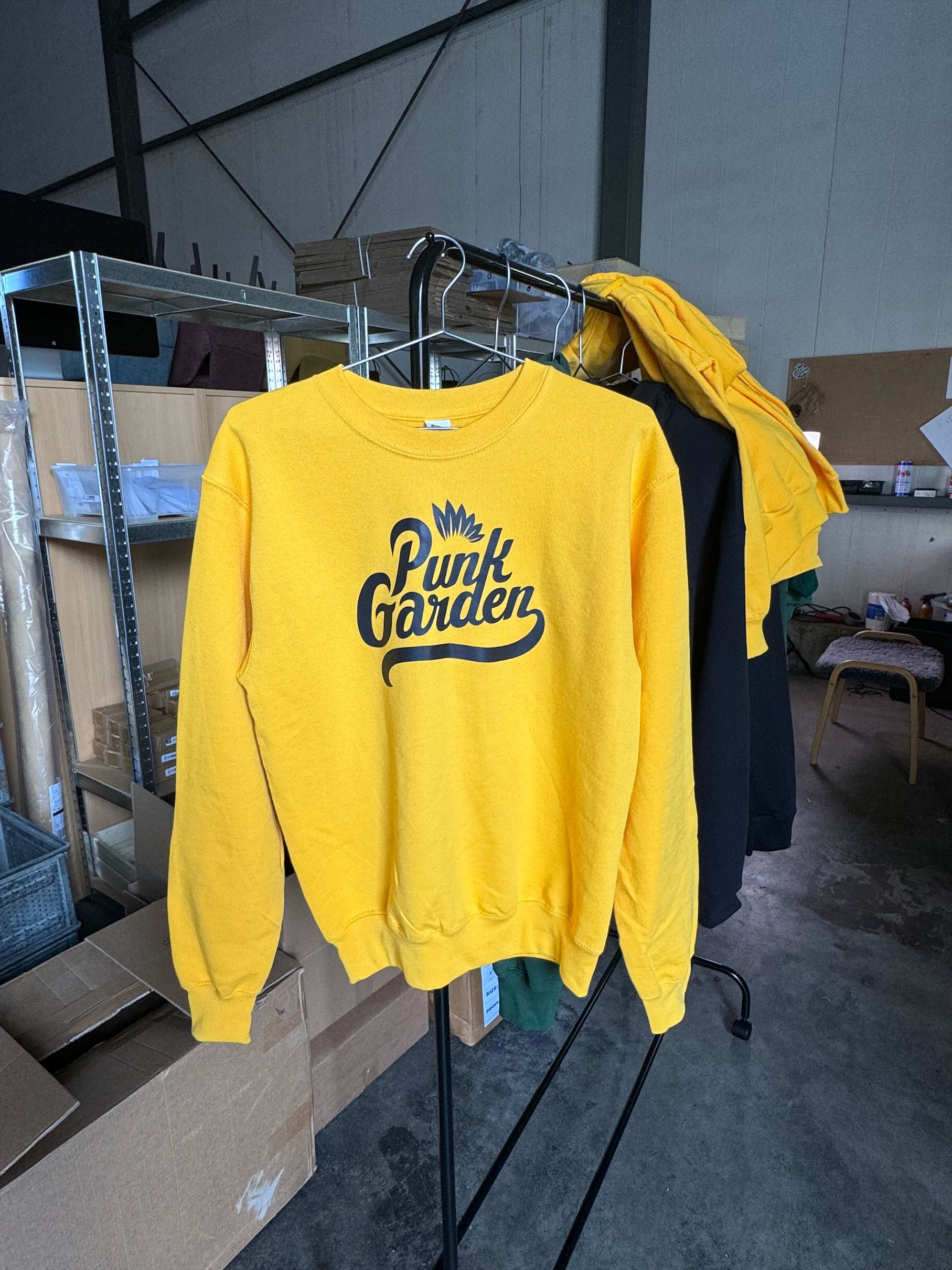 outlet – Punk Garden